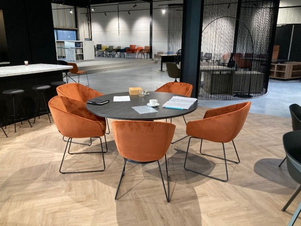 Tajima Vinyl-Designbodengbelag Fischgrätplanken - Ambiente Uniq - THB ...
